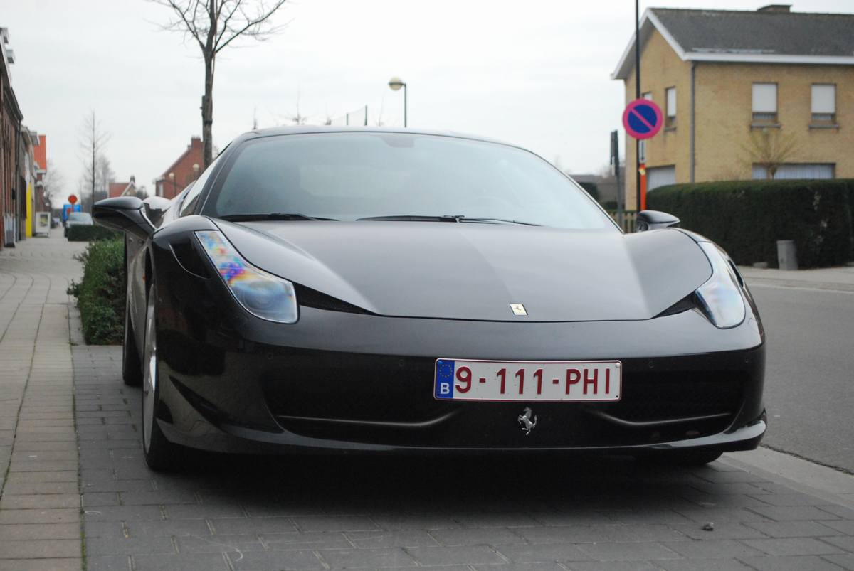 Carpics by Scorpion: 2 x Ferrari @ my hometown