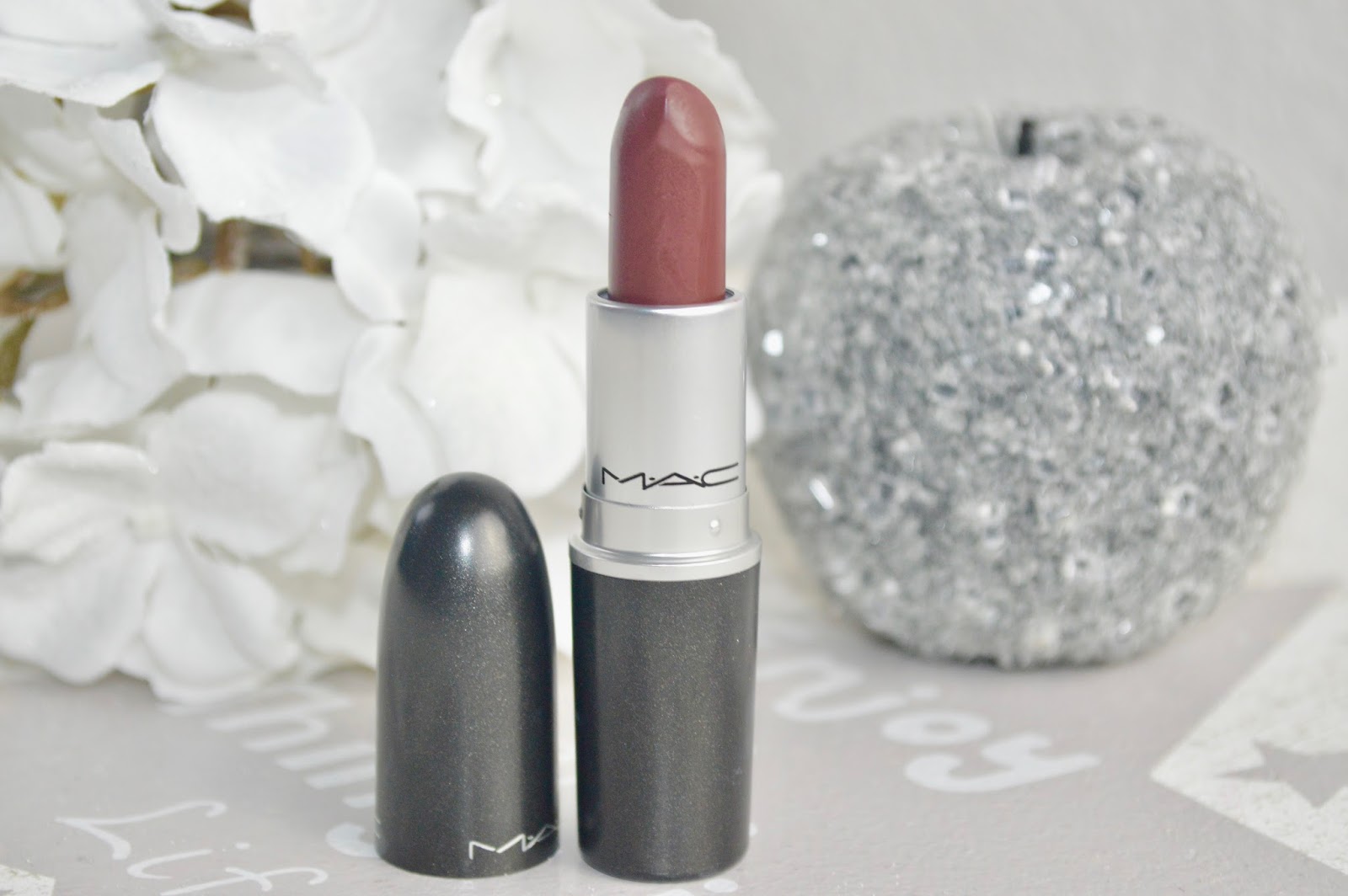 All about Melli: [Review] MAC - Sin