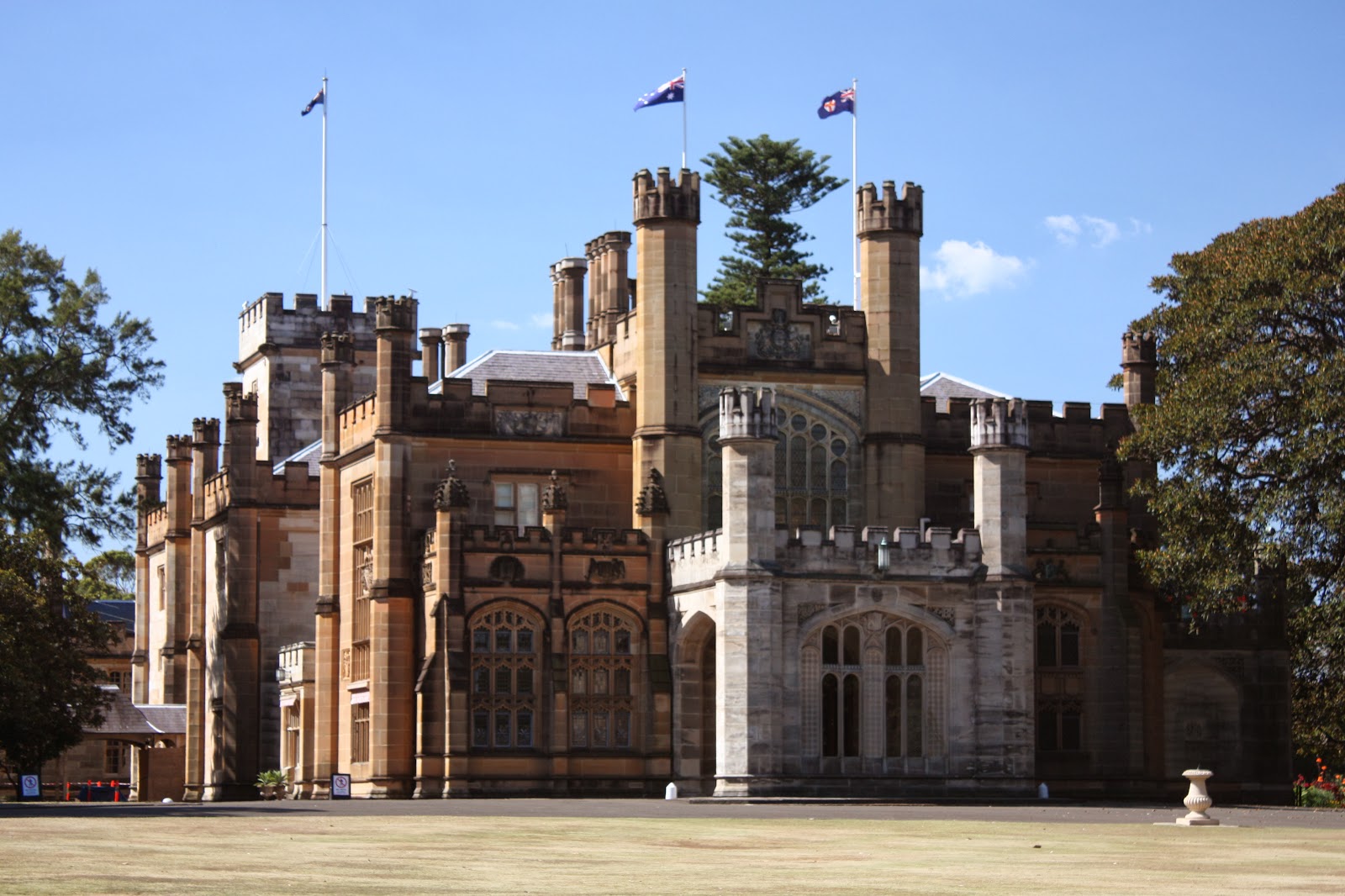 Sydneuy Government House House And Gardens Governor Of New South