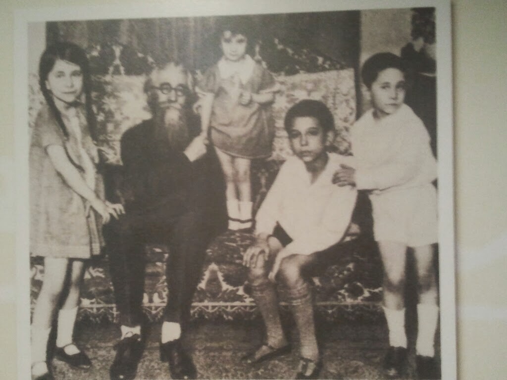 Ramón María del Valle-Inclán : Biografía de Valle-Inclán.