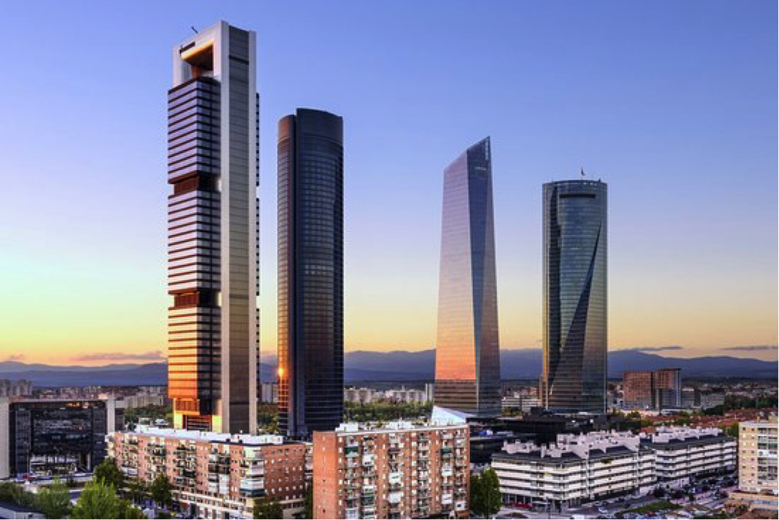 TEMAS FUNDAMENTOS DEL ARTE II: "TORRE FOSTER" DE NORMAN FOSTER