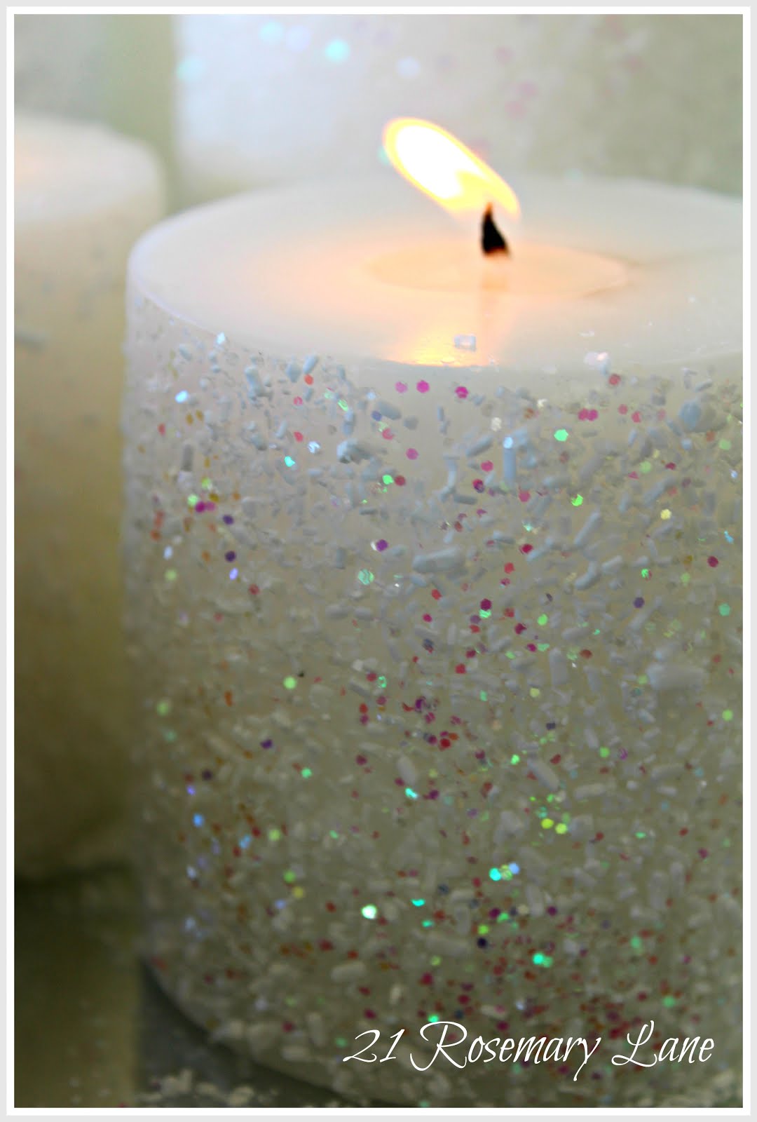 21 Rosemary Lane: Create Your Own Glittery Flurry Candles