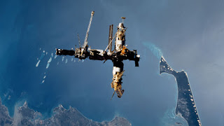 THE GRANDMA'S LOGBOOK ---: THE SOVIET UNION LAUNCHES ITS MIR SPACECRAFT