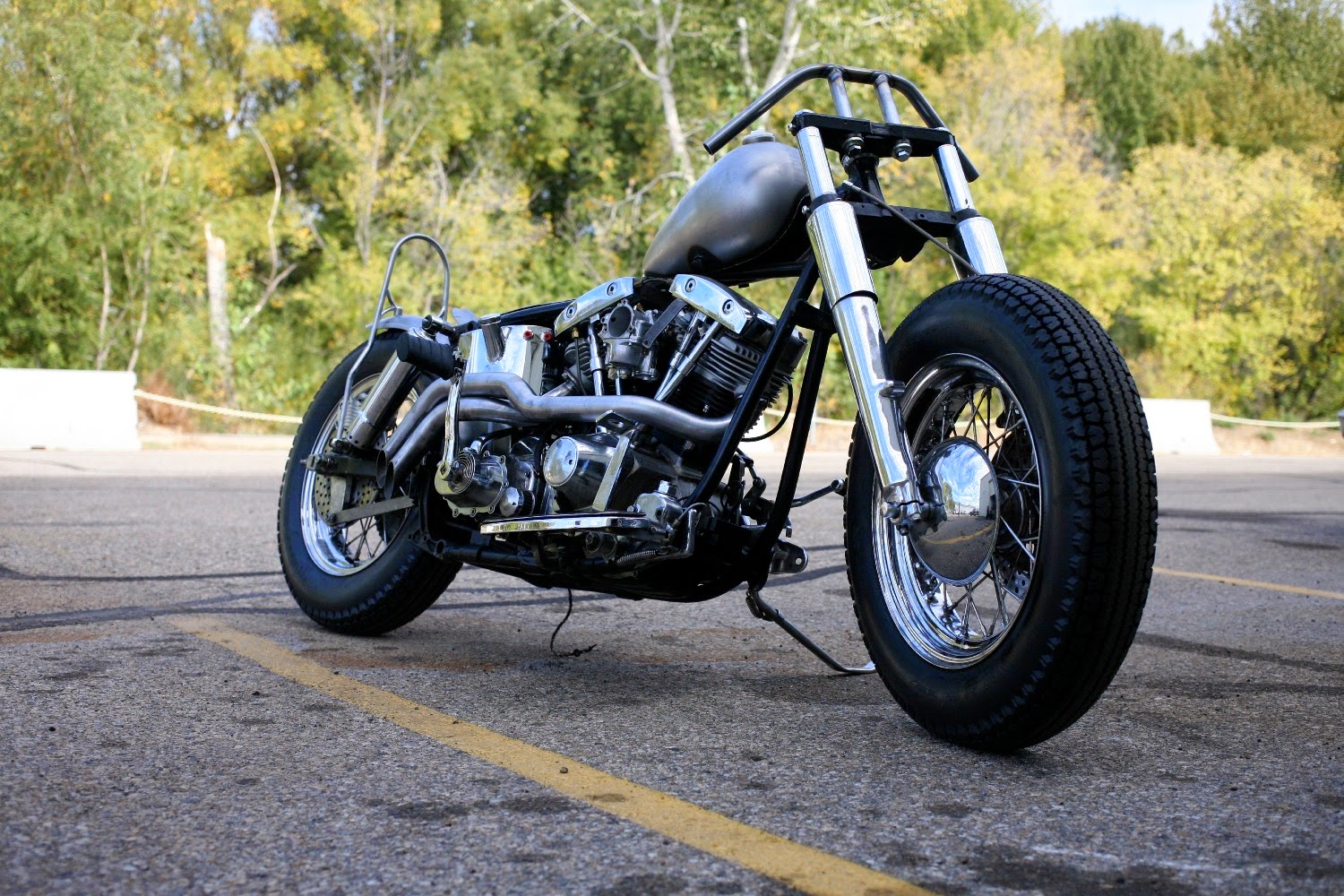 WRECKED METALS : Victorios Shovelhead