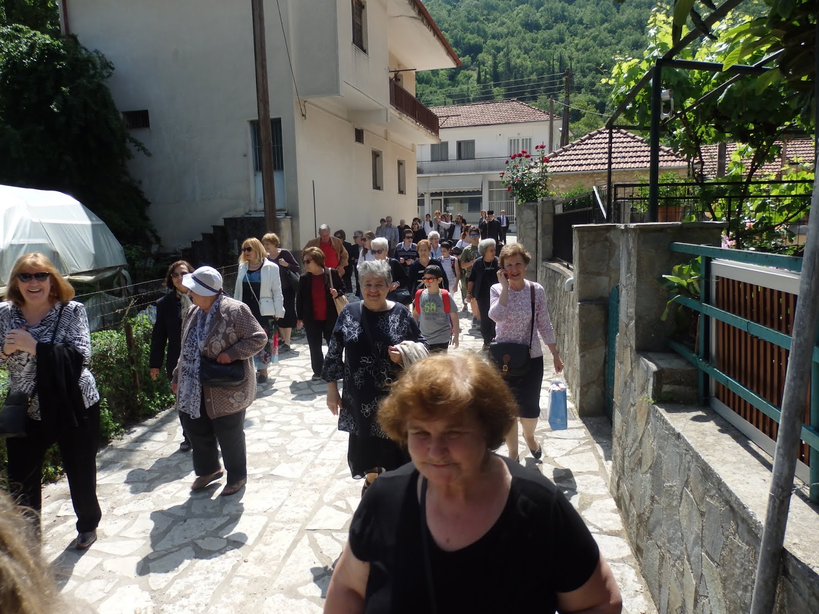 Μένουμε...Δελβινάκι 2