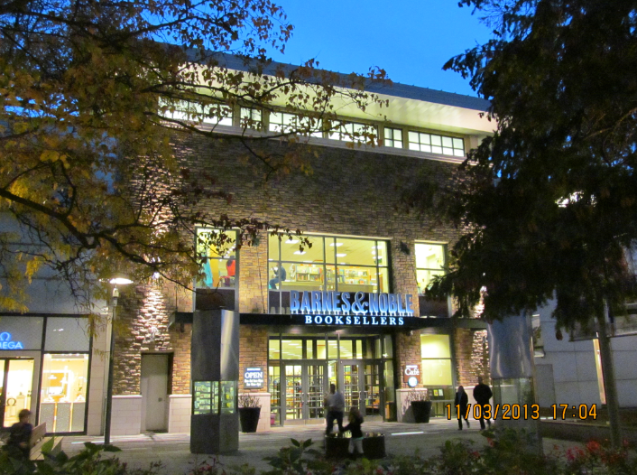 Trip to the Mall: Oakbrook Center- (Oak Brook, IL)