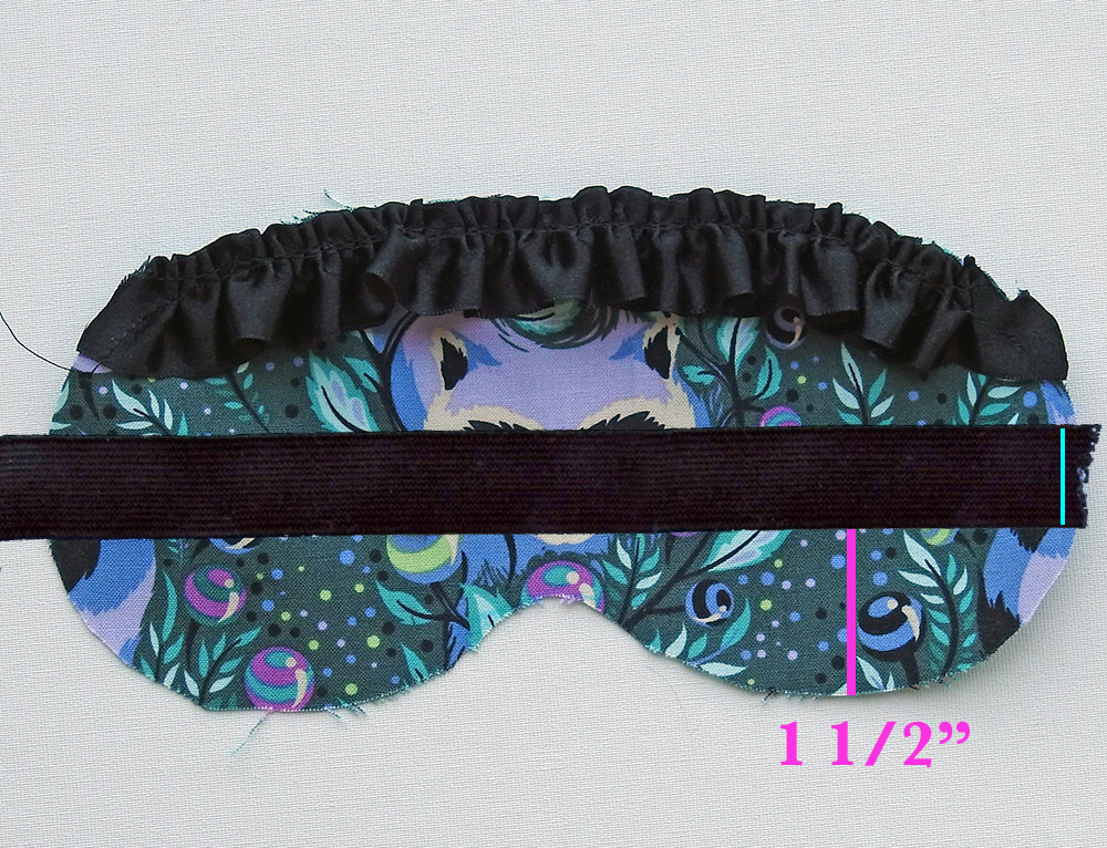 Pink Pony Design: Ruffled Sleep Mask - A Free Tutorial