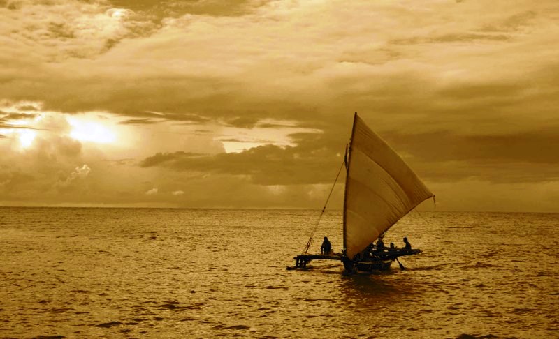 Proa Sailing: Canoe pics from Ifalik and Puluwat