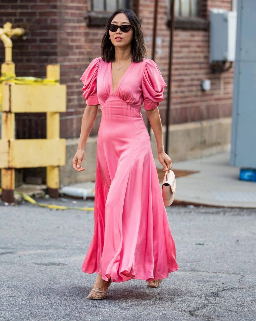 23 chic ways to wear pink this summer / MÉLÒDÝ JACÒB