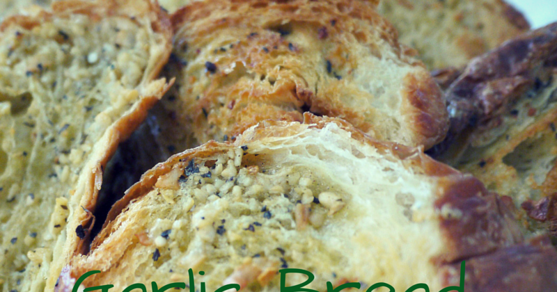 Recipe Rave Review: Garlic Bread Crossaints | THRIVING WIVES