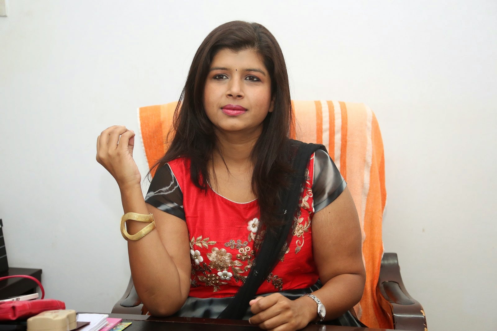 Nikitha Reddy Latest Interview Photos - Latest Movie Updates, Movie ...