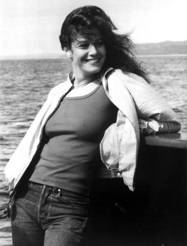 35 Portrait Photos of Debra Winger in the 1970s and ’80s ~ Vintage Everyday