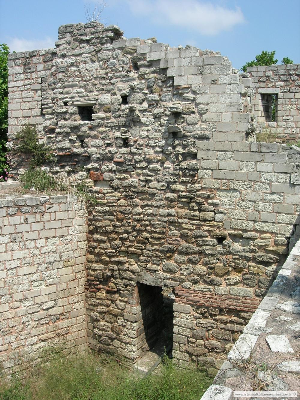 Εις την Πόλιν: Τείχη του Κεράτιου κόλπου 1ος Πύργος- Haliç surları 1. kule