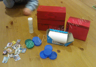 Three Counties Mum: Little Red Bus Craft