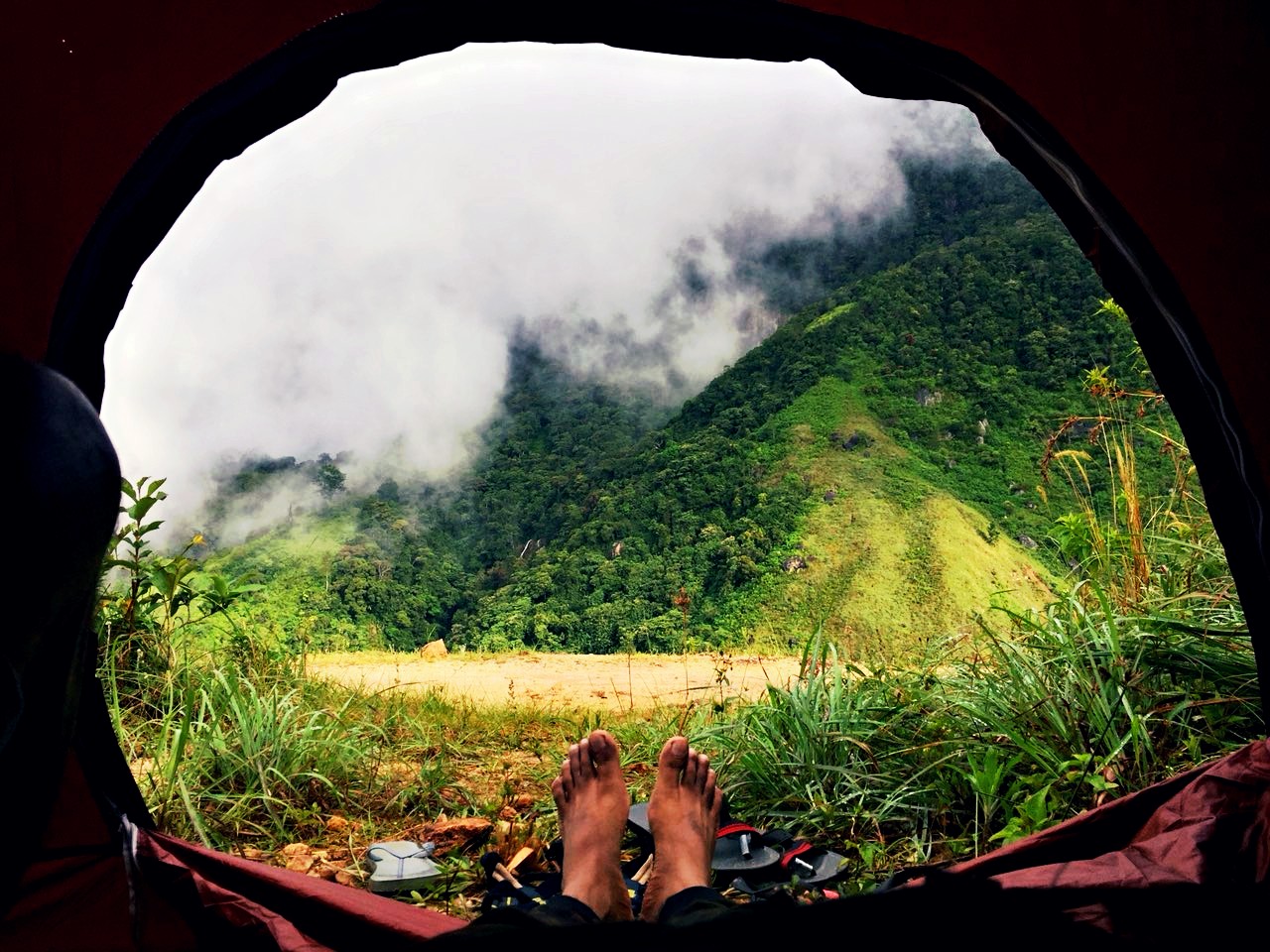 ලින්කන්ගෙ වෙබ් පිටුව: ඔහිය සිට යකාගේ පඩිපෙල පසුකර බඹරකන්ද දියඇල්ලට ...