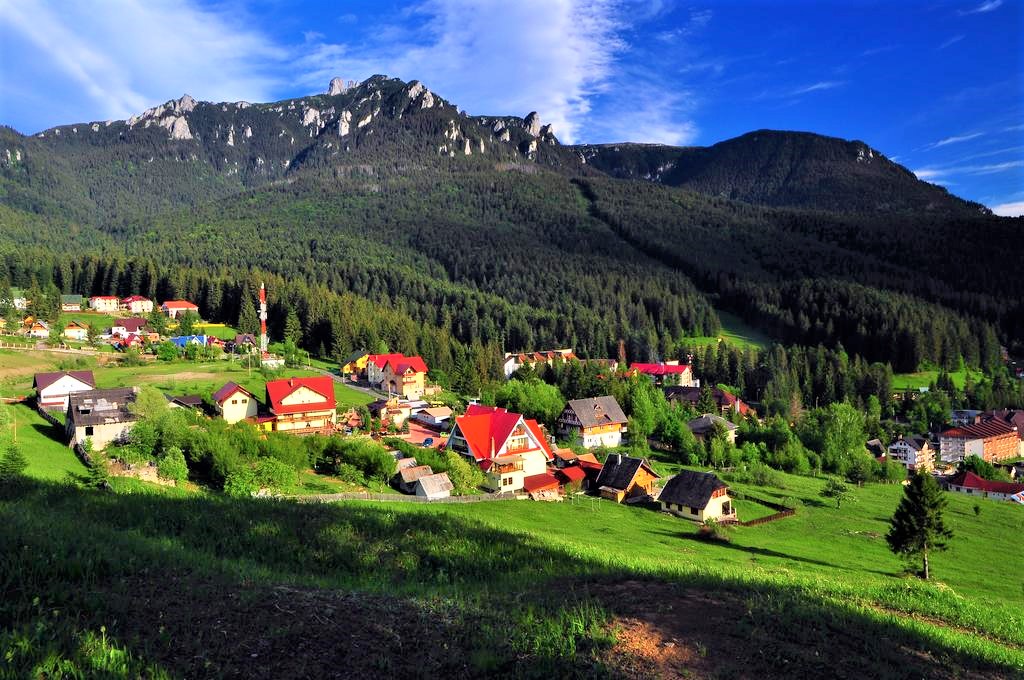 Traseu 18: Toplita - Lacul Rosu - Chei Bicaz - Baraj Bicaz - Rezervatia ...