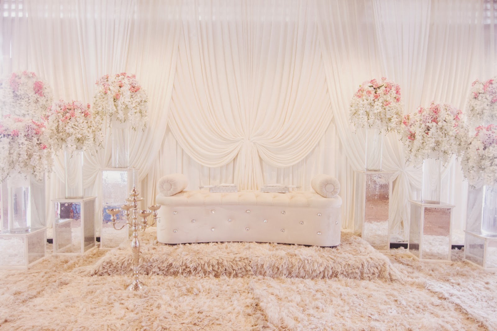 Ayu Deco Wedding & Events: PELAMIN