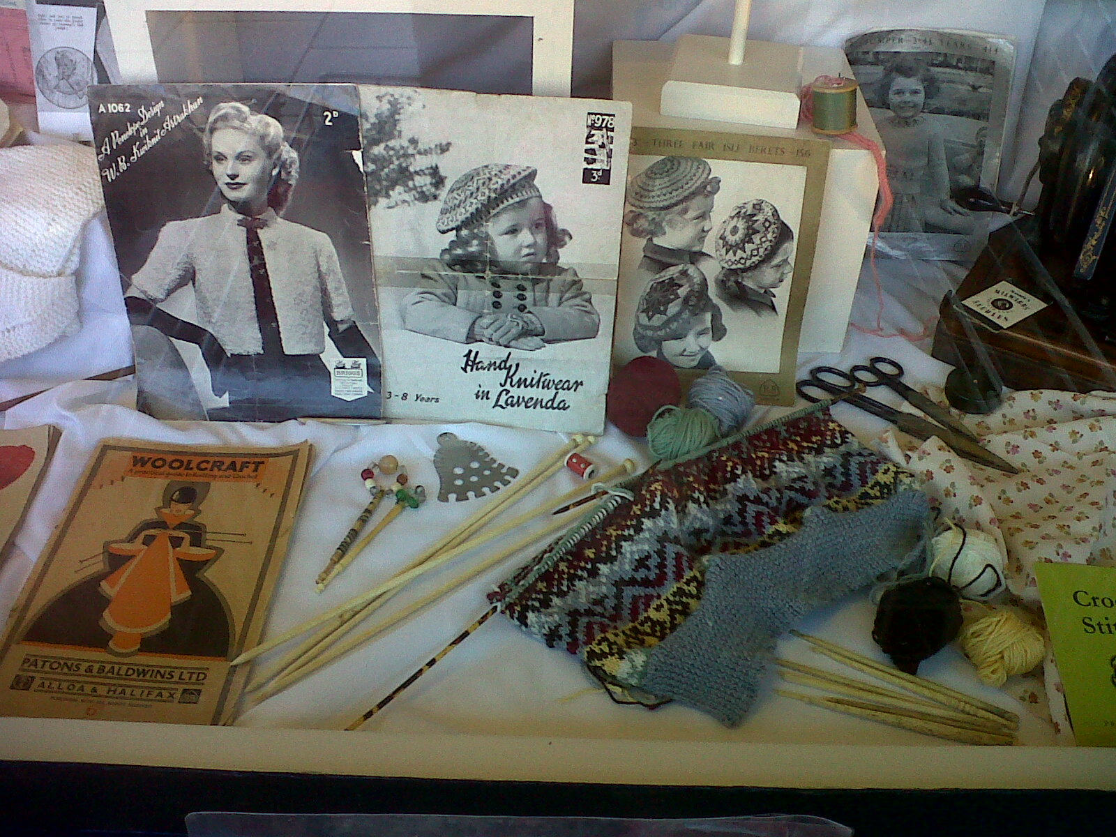 Grace Paretree: Nothing like #FO Friday - A few crochet snowflakes...