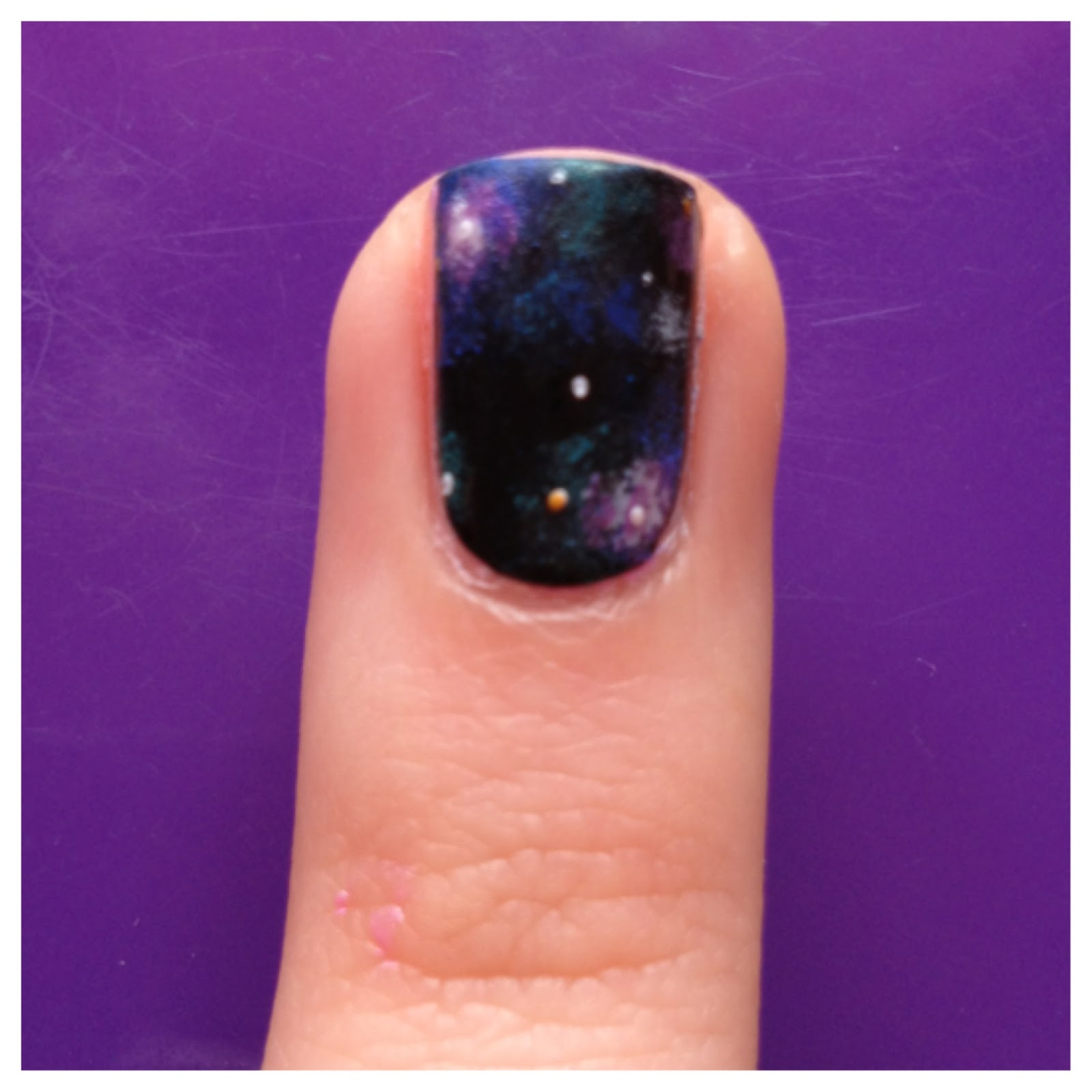 Aubrey Hannah: Galaxy Nails (Tutorial)
