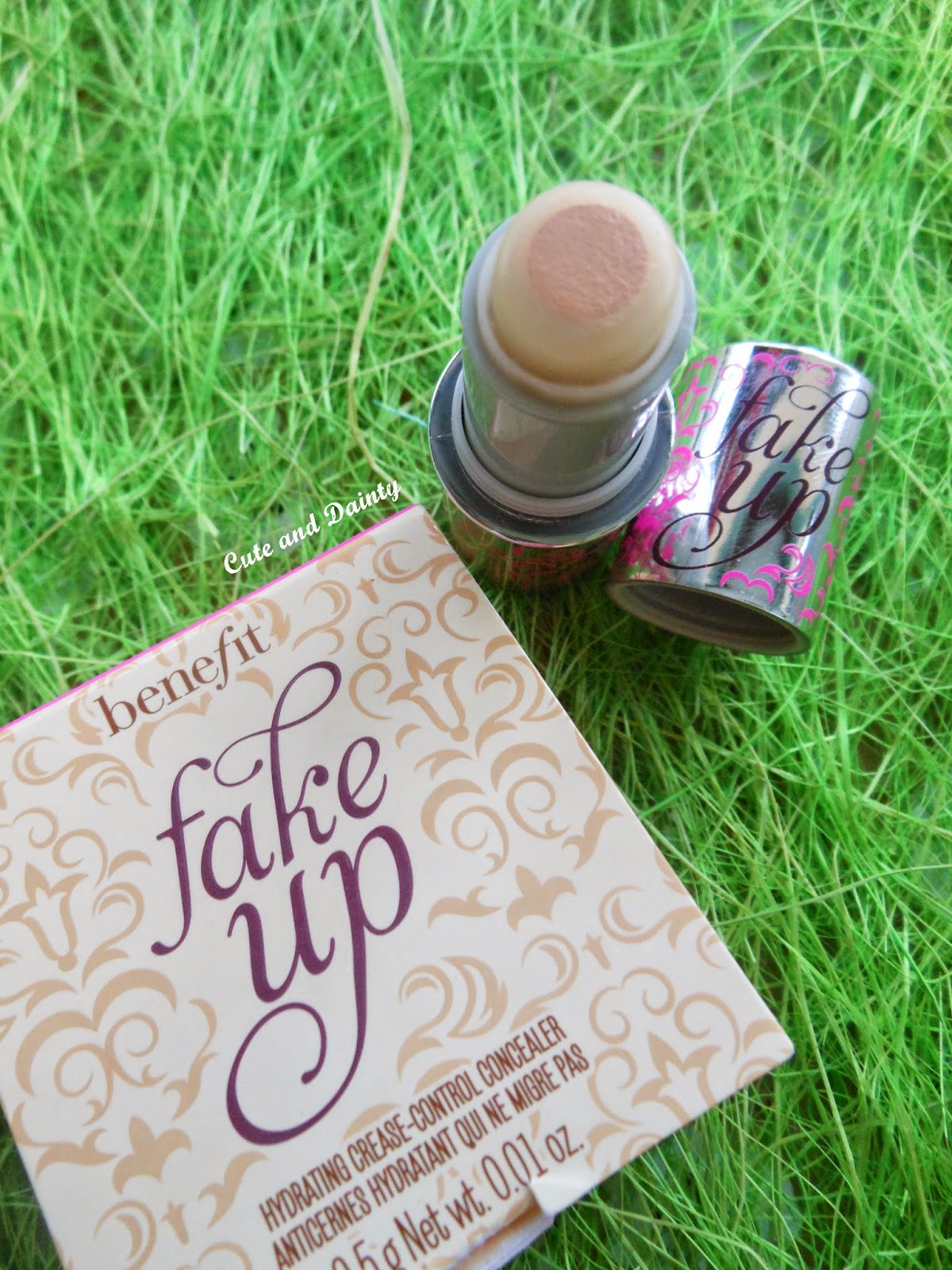 Review: Benefit Fake Up - Cute and Dainty