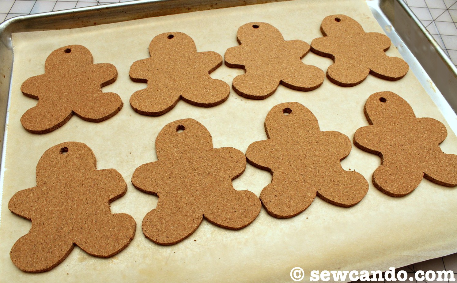 Sew Can Do: Easy DIY Faux Gingerbread Men Ornaments
