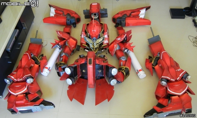 GUNDAM GUY: Gundam Papercraft: Sinanju - 1/10th Scale w/ LEDs! [Updated]