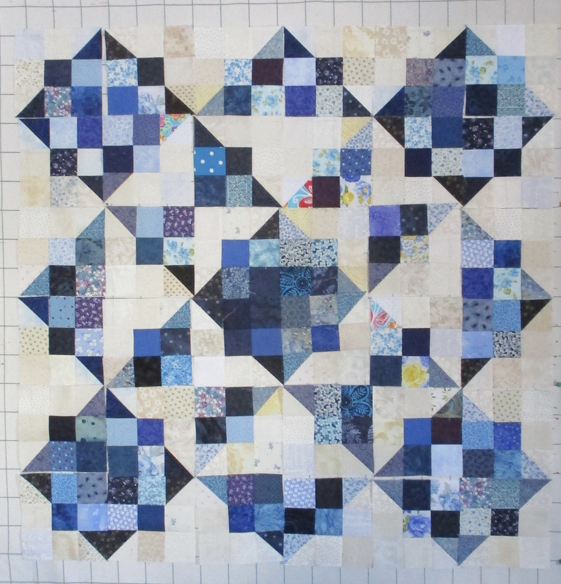 Gretchen's Little Corner: Split 9 Patch in Blues!