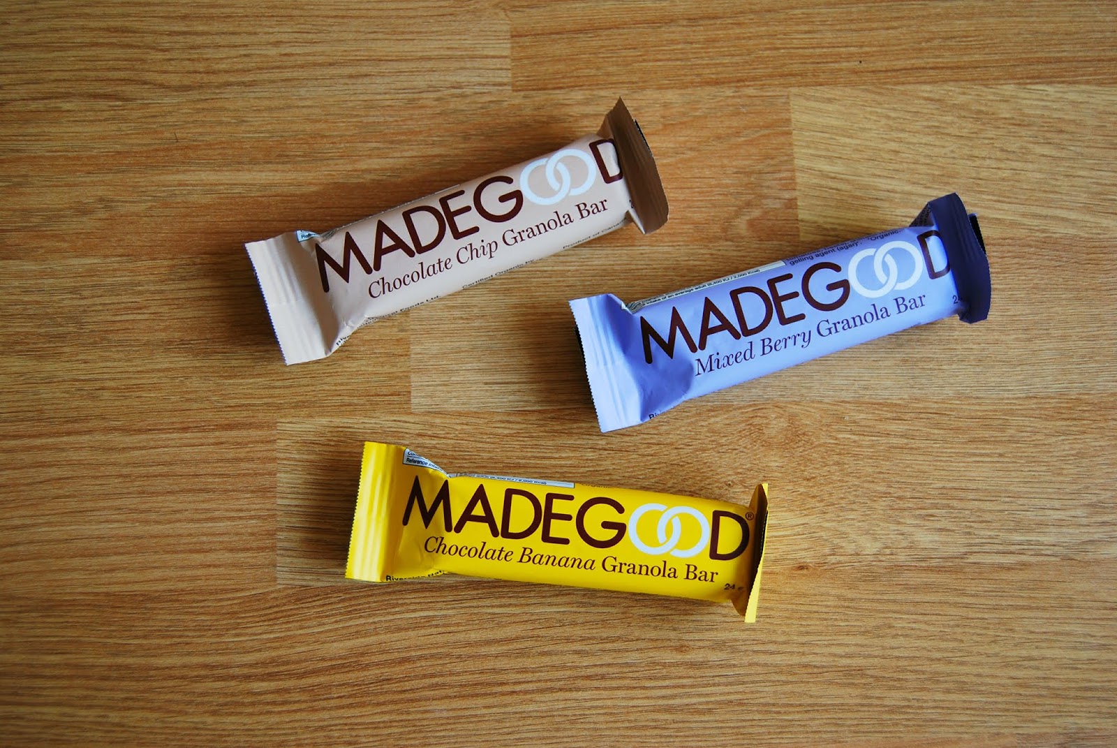 Chic Geek Diary: MadeGood Granola Bars - Review & Giveaway