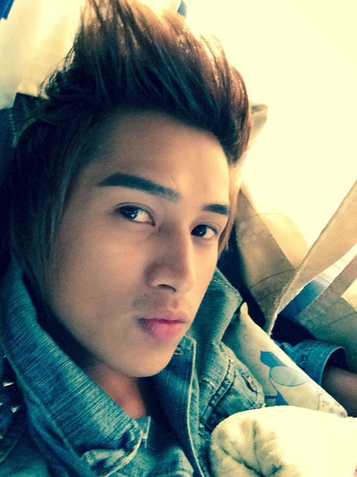 M y a n m a r H u n k s: Aung Ye Lin @ Selfie