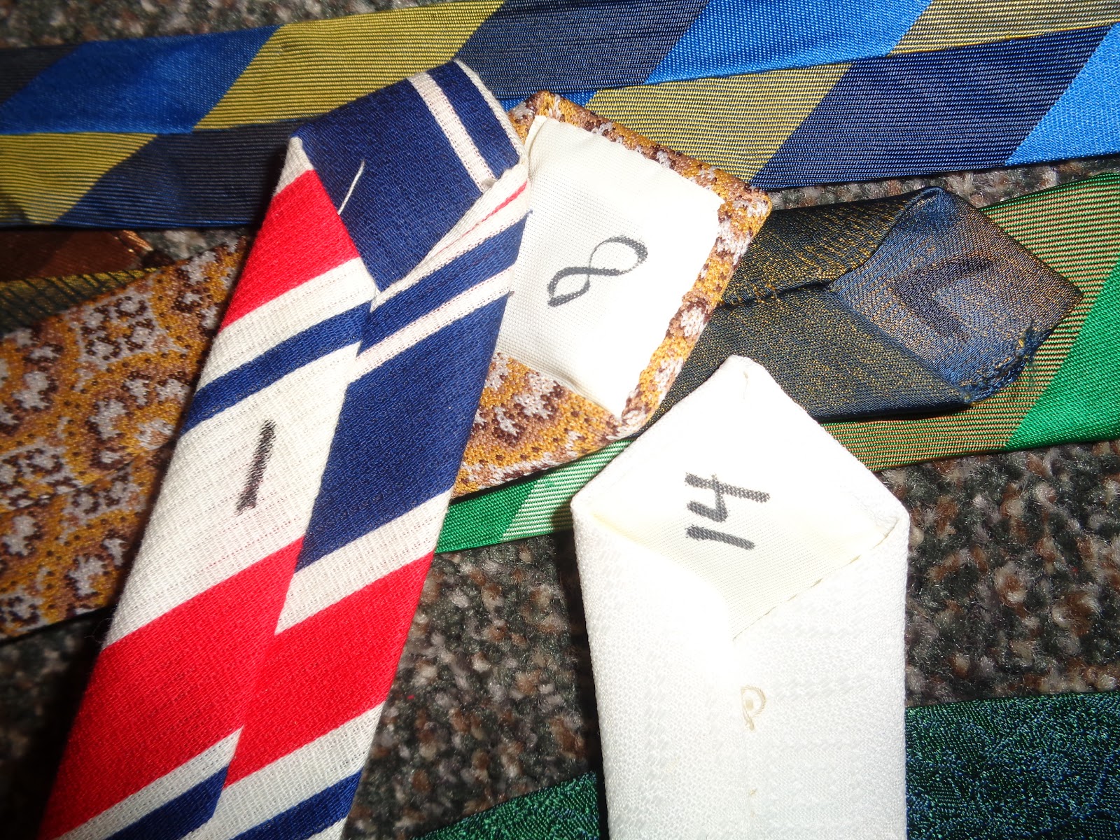 Homeschool On the Range: Memorial Tie-Apron Tutorial