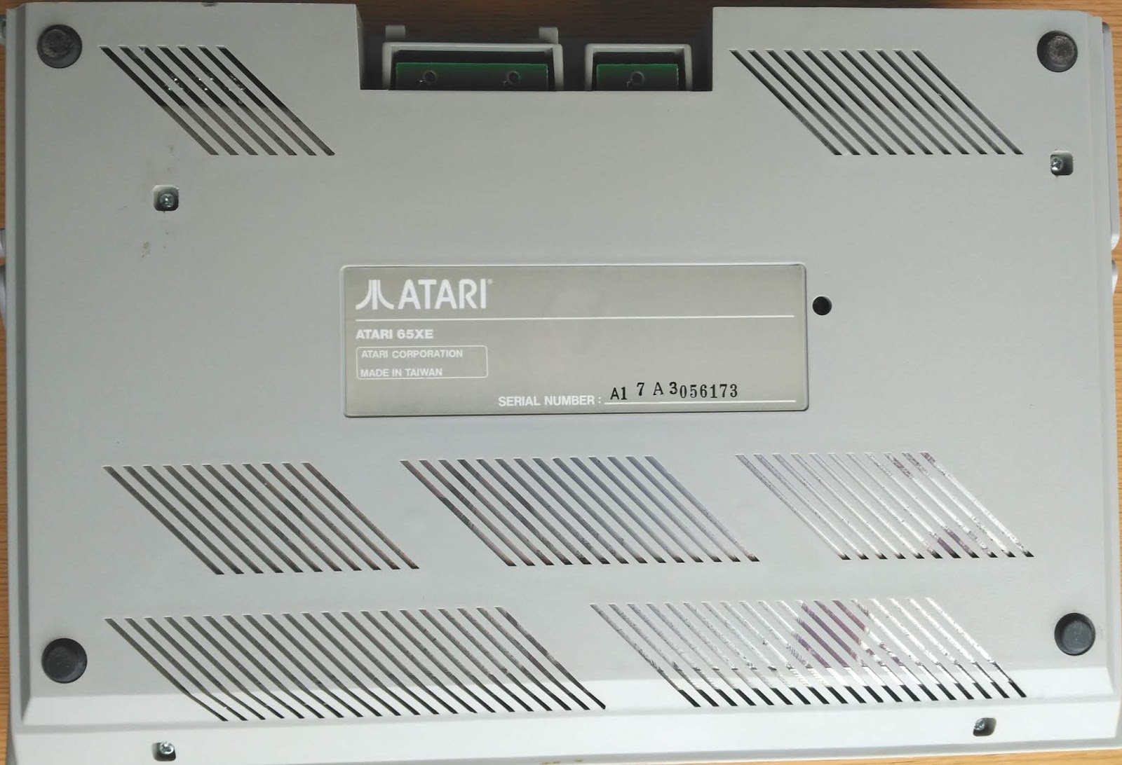 Retro Ordenadores Orty: Atari 65XE (1985)