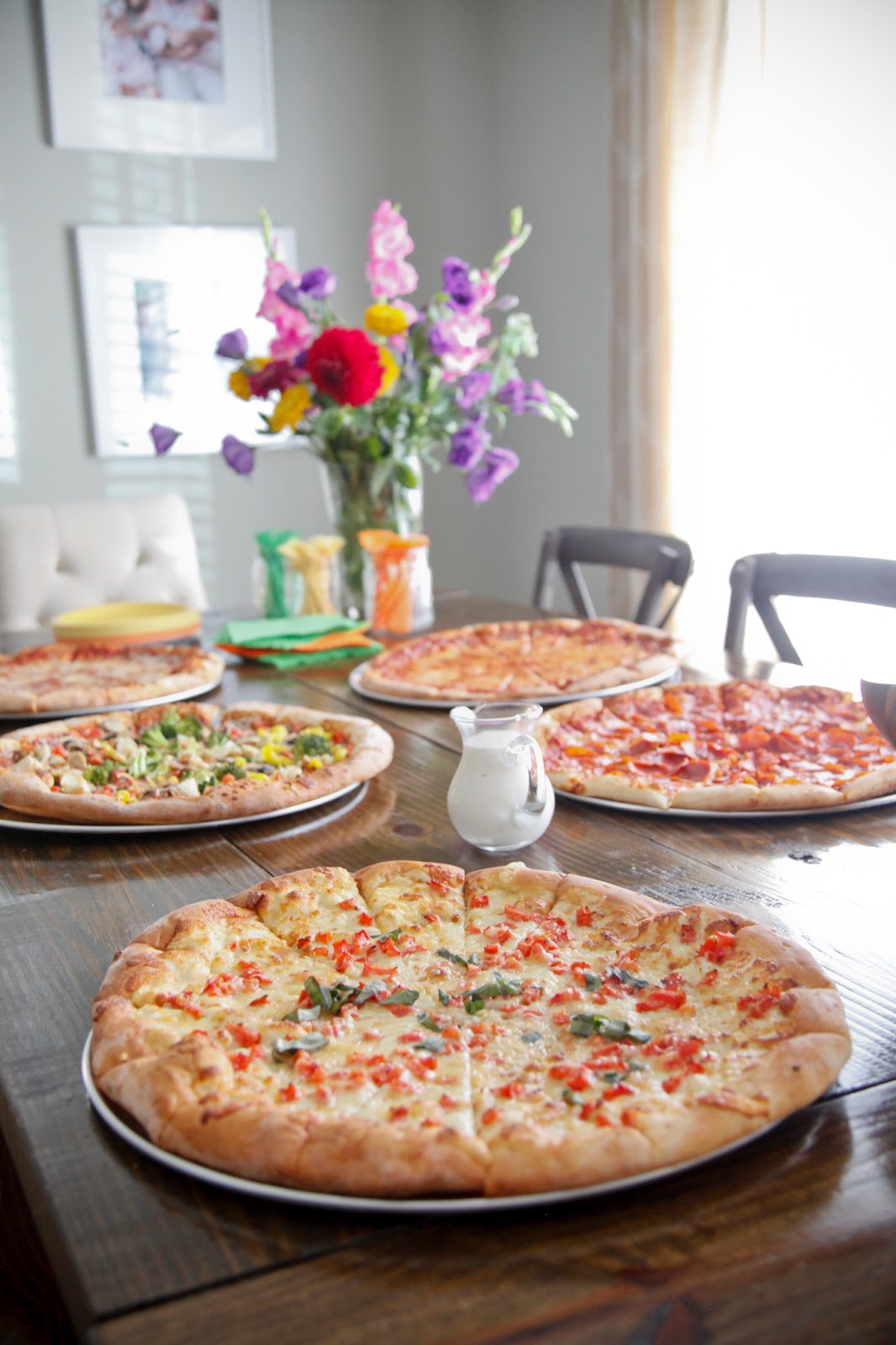 Thomas' Pizza & Popsicles 1st Birthday Party! - Carolina Charm