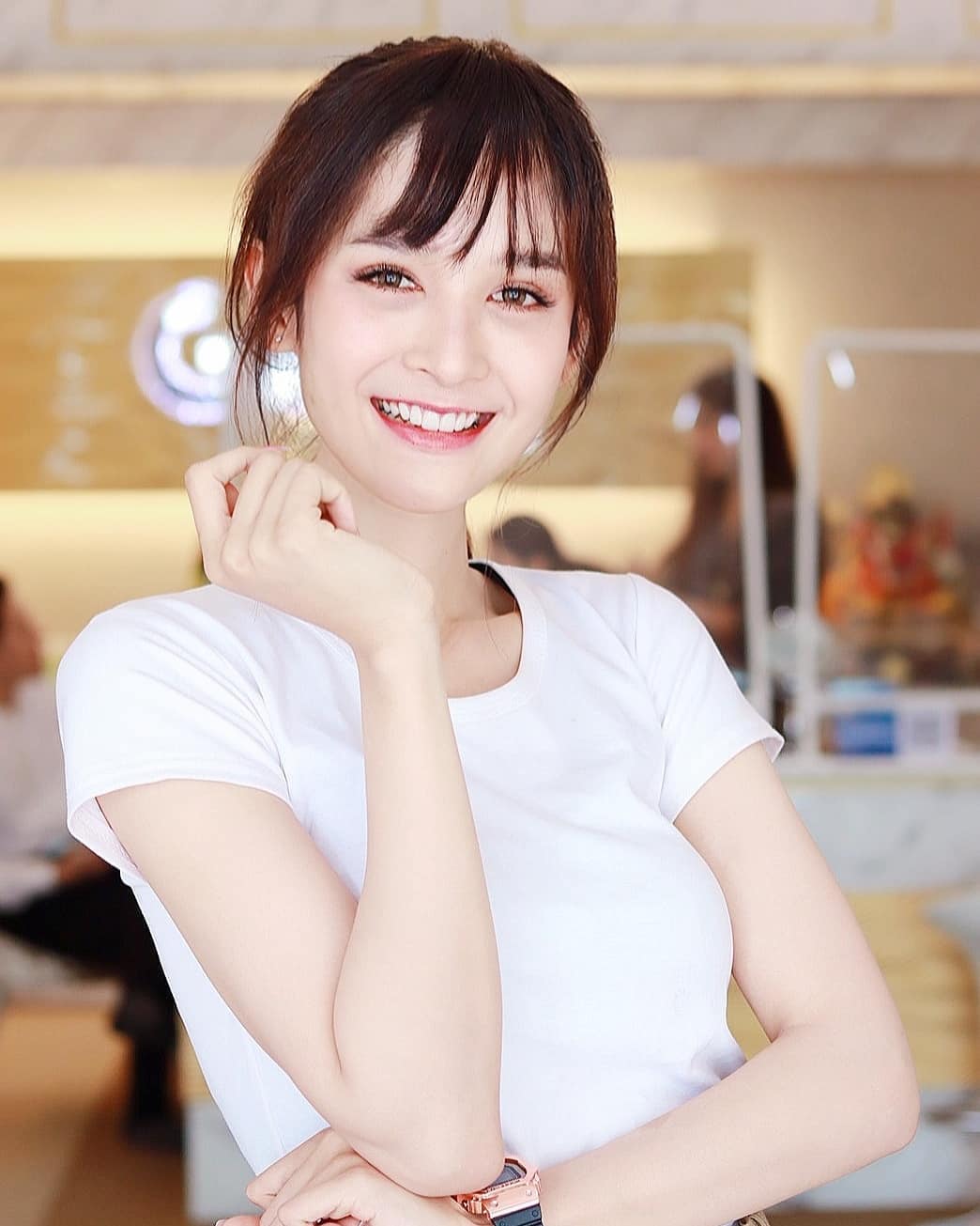 Benz Thipsuda – Most Beautiful Transgender Thailand Girl - TG Beauty