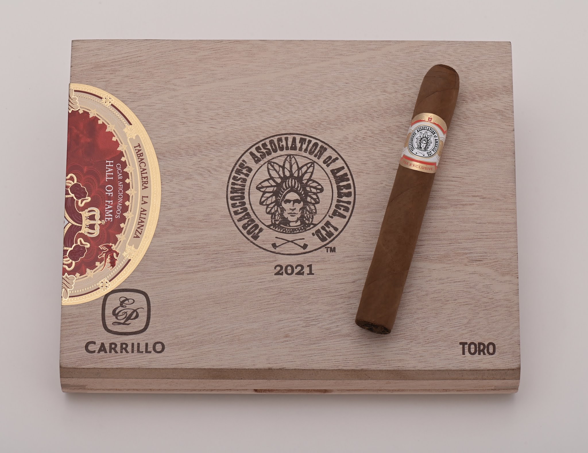 Smoking 7: E.P. Carrillo lanza y envía a tiendas su E.P. Carrillo TAA ...