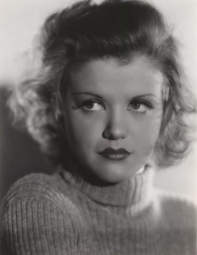 Simone Simon: One of the Most Brilliant Stars of the French Cinema in ...