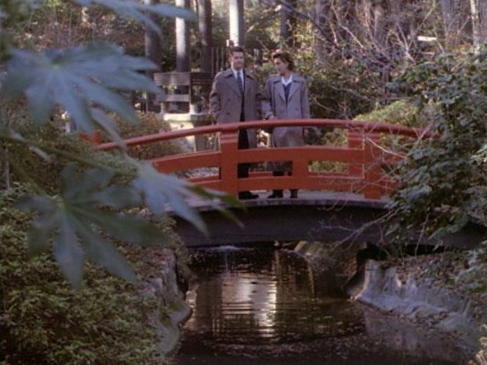 Filming Locations of Chicago and Los Angeles: Charmed: Season 1 ...