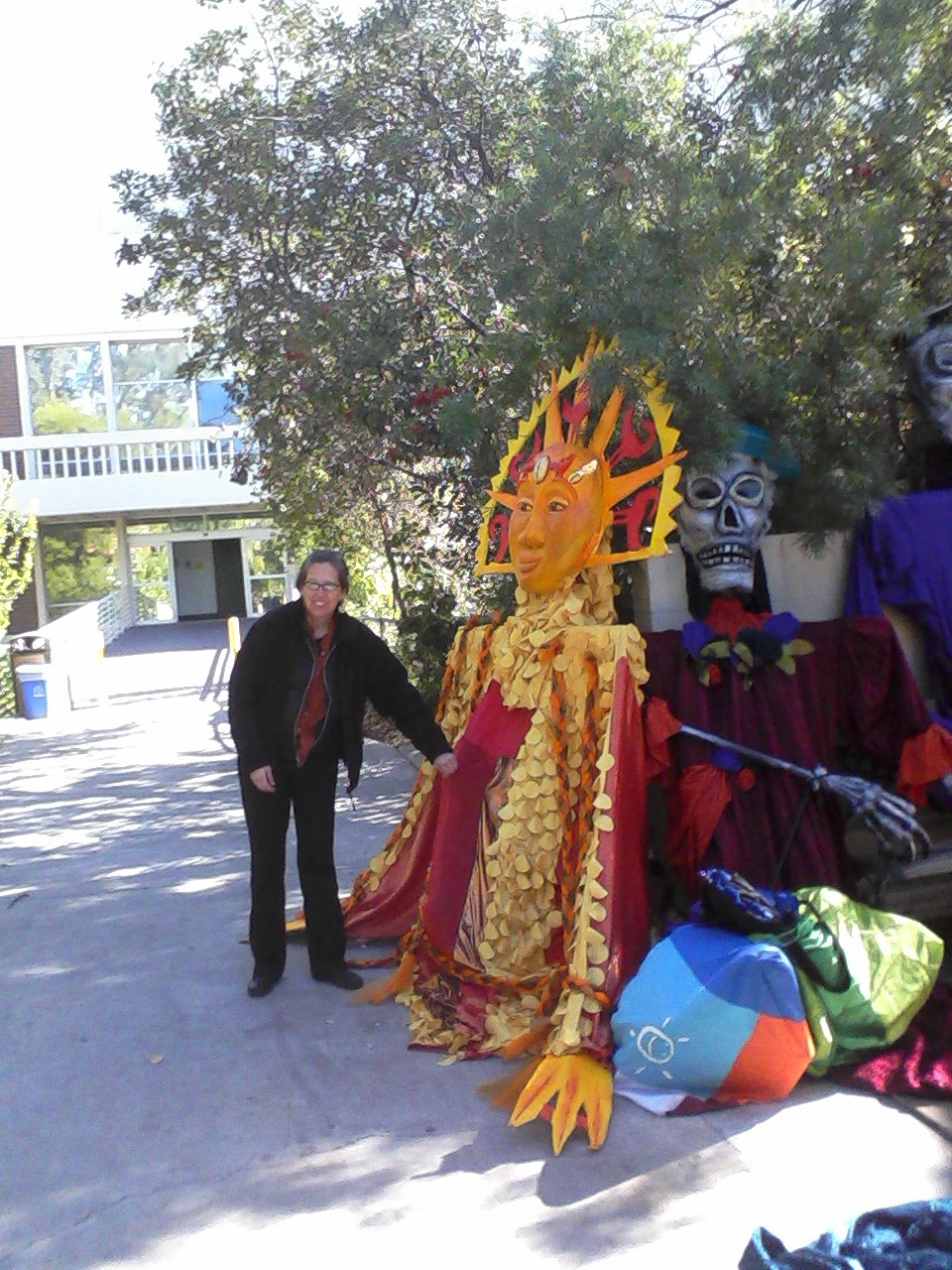 LeahNOlbrich: Large-Scale Puppet Workshop