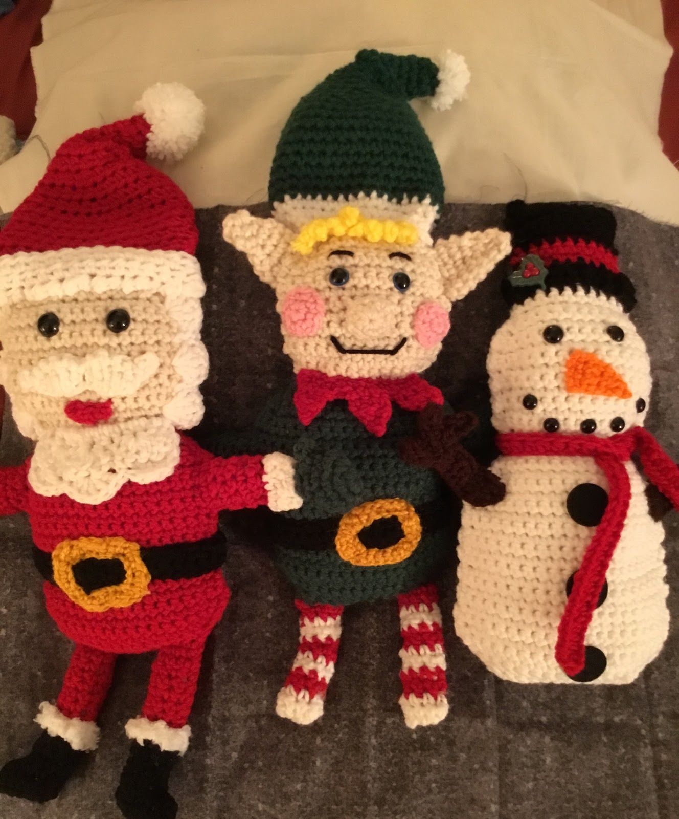 The Perfect Stitch...: Christmas Cheer Cuddlers - Elf