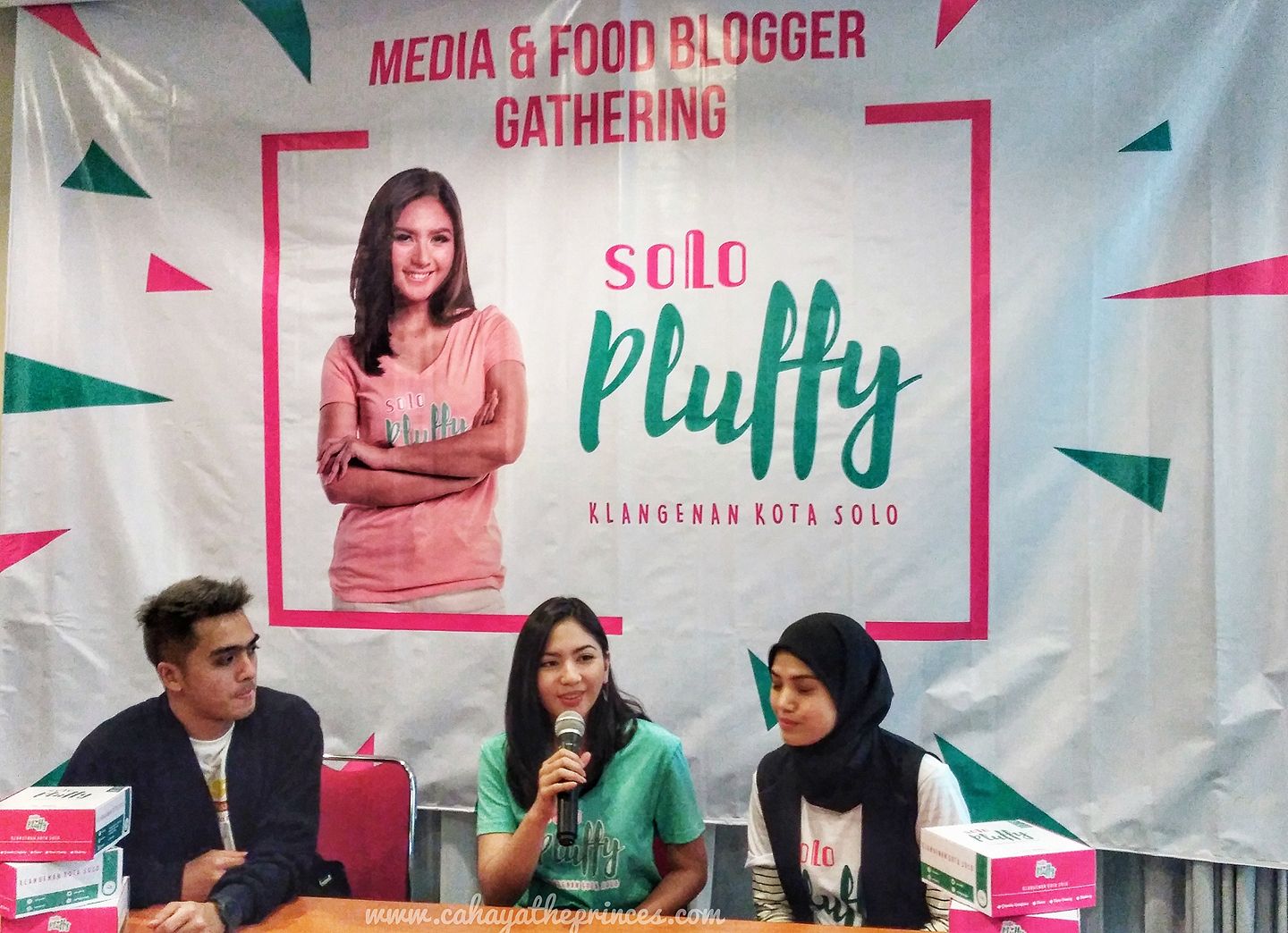 Solo Pluffy: Sekotak Cinta dan Bahagia dari Jessica Mila - cahaya ...