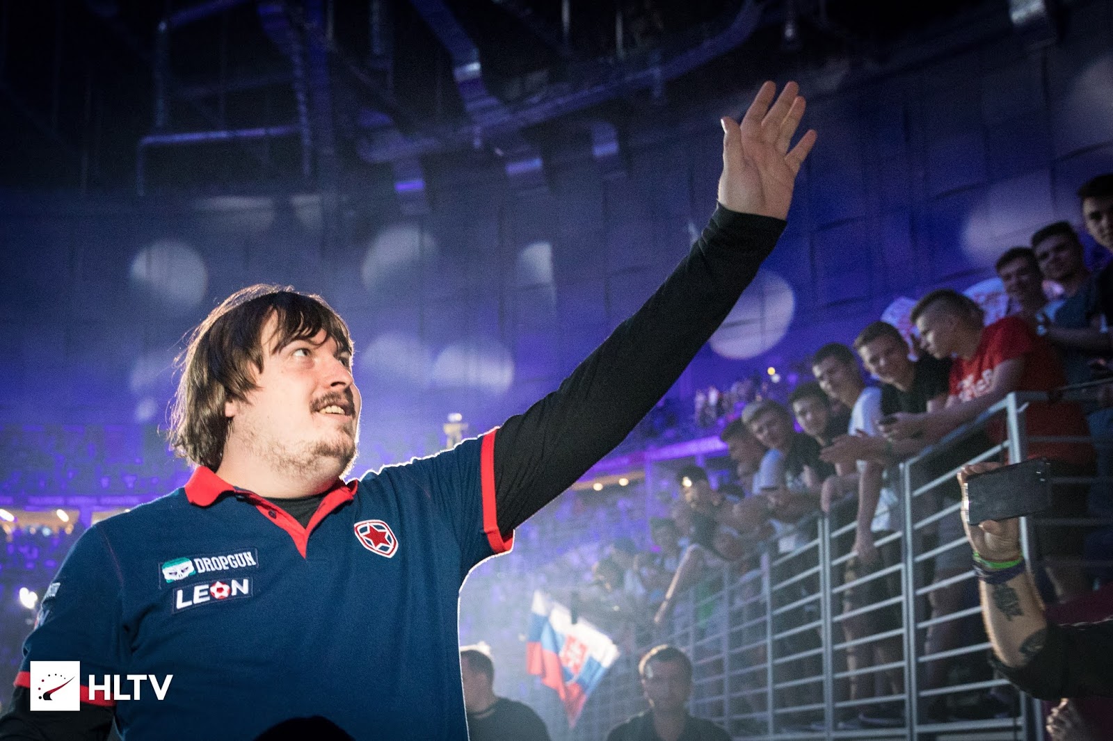 Dosiaのインタビュー、年齢、給与、八百長について「身体が許す限り40歳までプレイを続けます」 - CSGO4JP