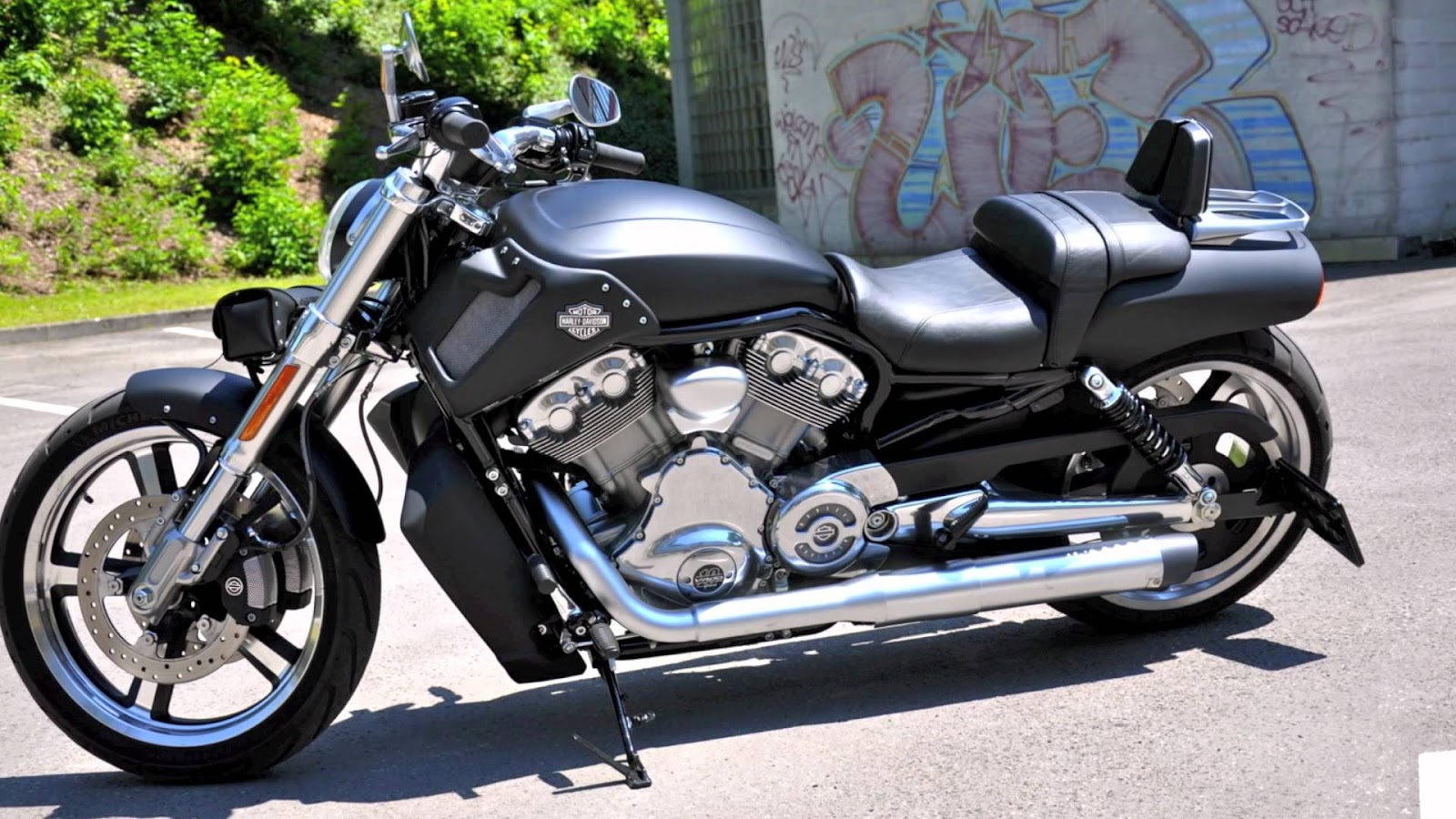 Harley davidson v rod muscle matte black - HD Collection Zone