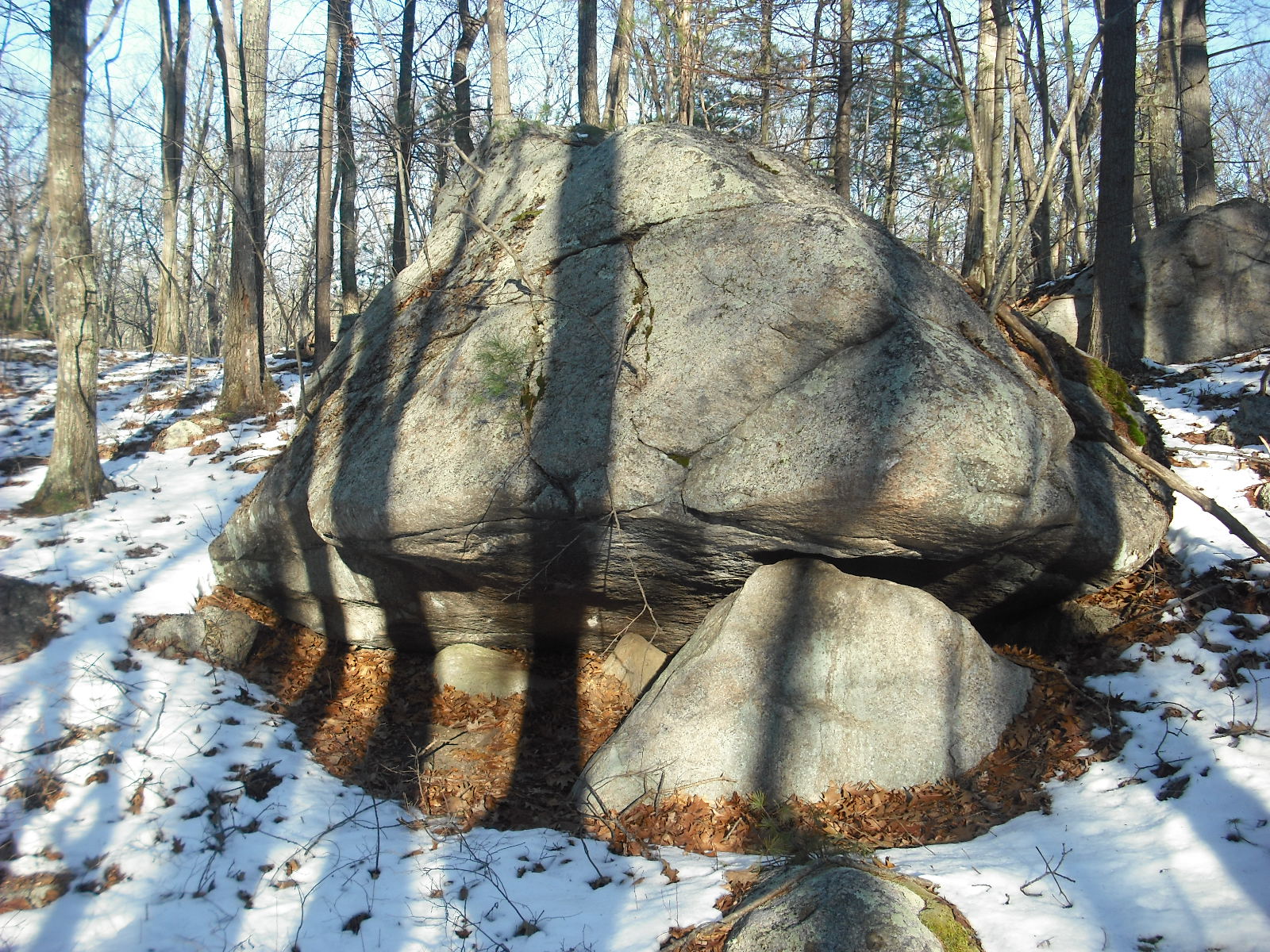 Secret Landscapes: How to prop boulders