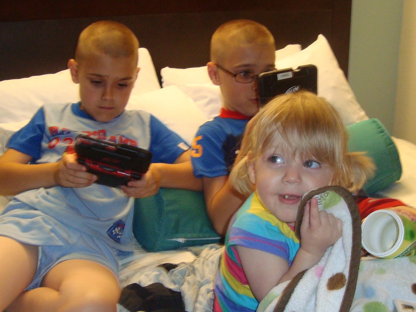 The Hurst Family: Disney Vacation Part 1-The Airport and Our Resort