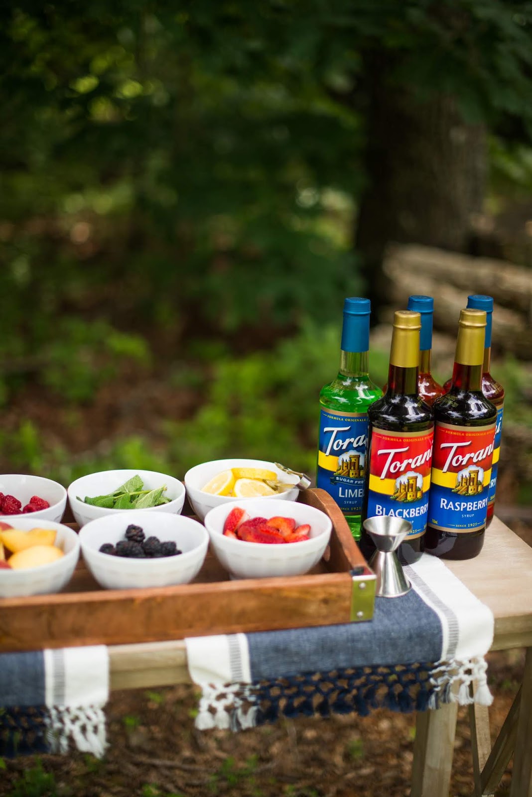 Domestic Fashionista: Summer Entertaining Tips | Build Your Own ...