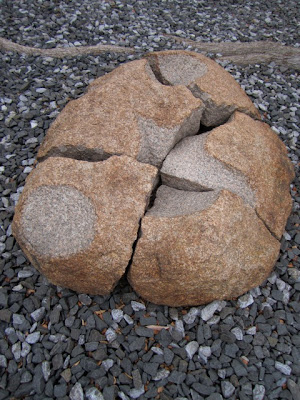 Paper Ponderings: Things Japanese