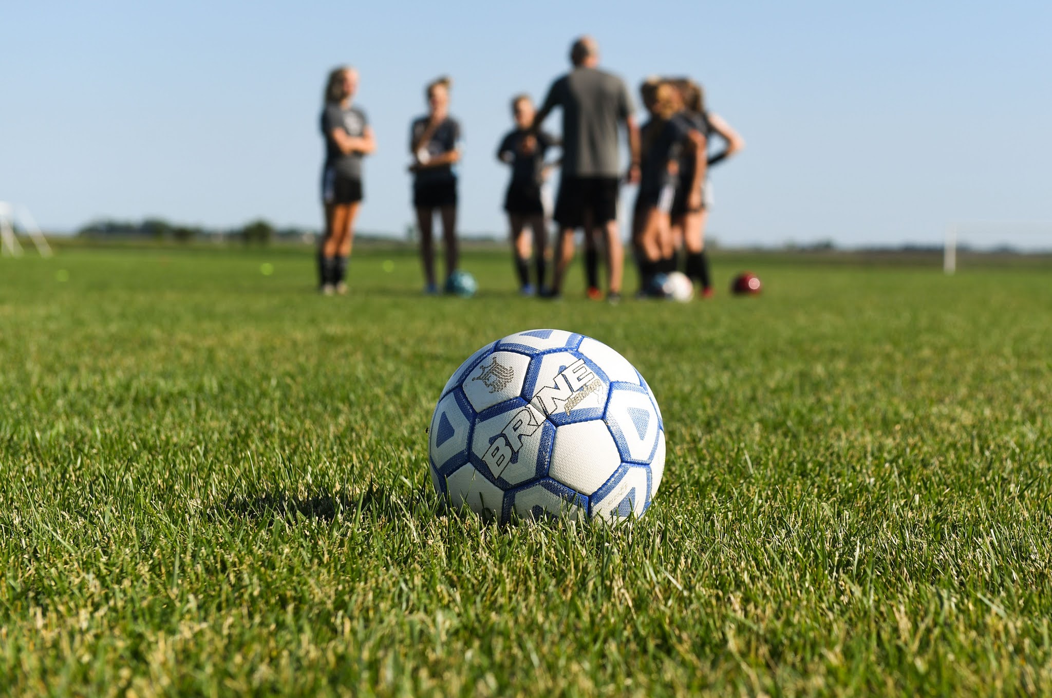 Travel Sports: 4 Tips for Traveling As a Team | FootBasket