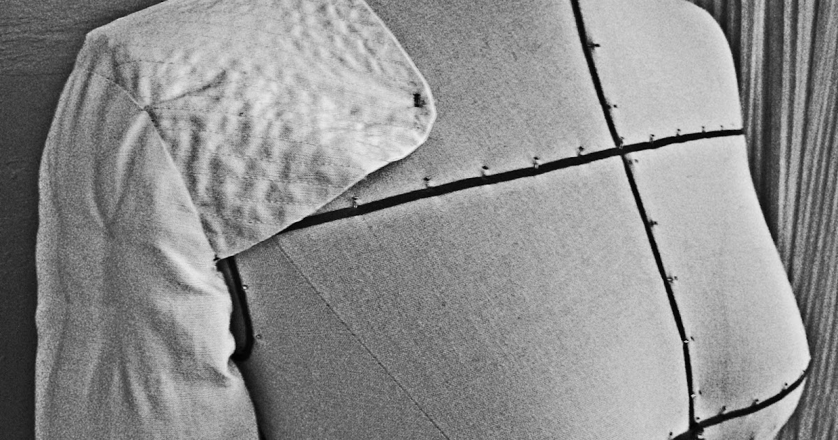 ║Dans la peau. [Revue]: Une brève histoire des lignes de Tim Ingold - Maia