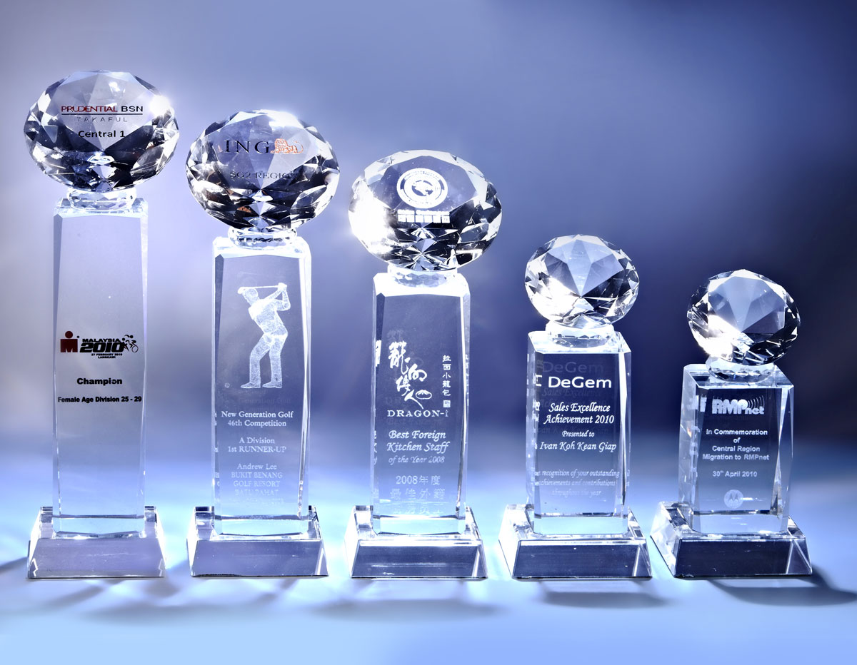 ABWSOUVENIRS: Crystal Award