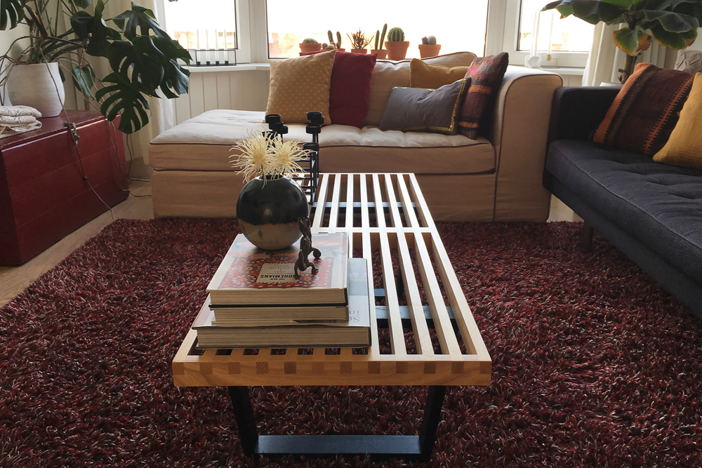 Dutch Design on a Budget: Nieuw | George Nelson Bench van Vitra