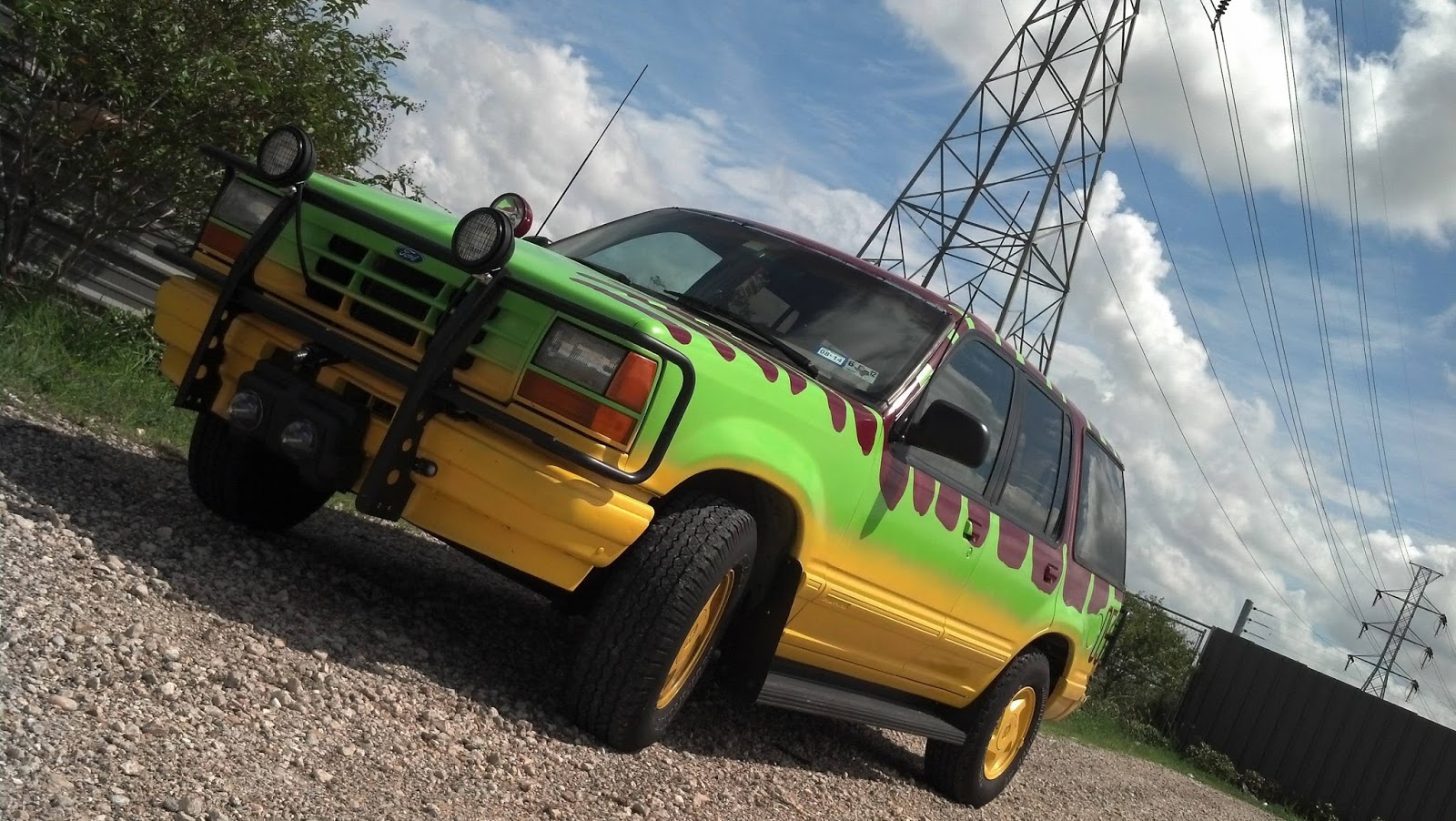 World Of Technology: Converted '93 Ford Explorer into a Jurassic Park ...